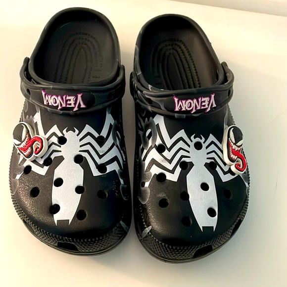 CROCS | Shoes | Venom Crocs | Poshmark